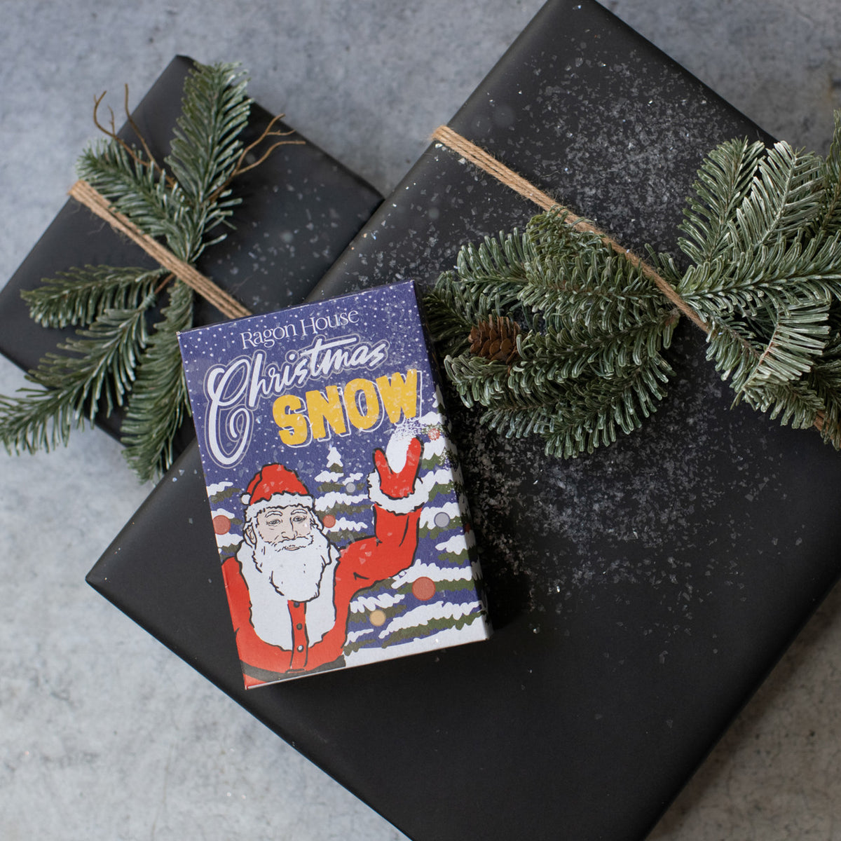 Artificial Sparkle Snow in Retro Box – Rust & Cinder